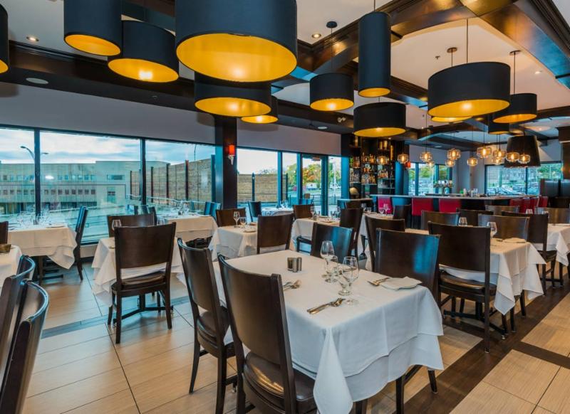 Momento Restaurant - Québec, QC - 2480 ch Sainte-Foy | Canpages