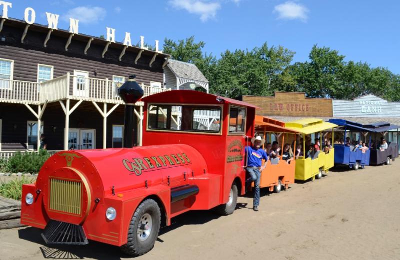 Circle Square Ranch Kids Camp & Retreat Centre - Opening Hours - 50190 ...