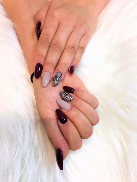 Exquisite Nails & Spa Ltd - Opening Hours - 347 17 Ave SW, Calgary, AB