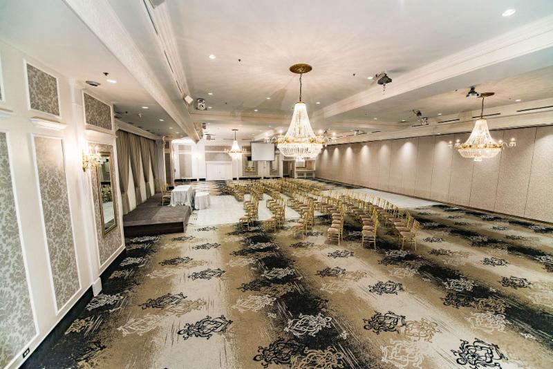 Crystal Fountain Banquet Halls Inc - Markham, ON - 60 McDowell Gate ...